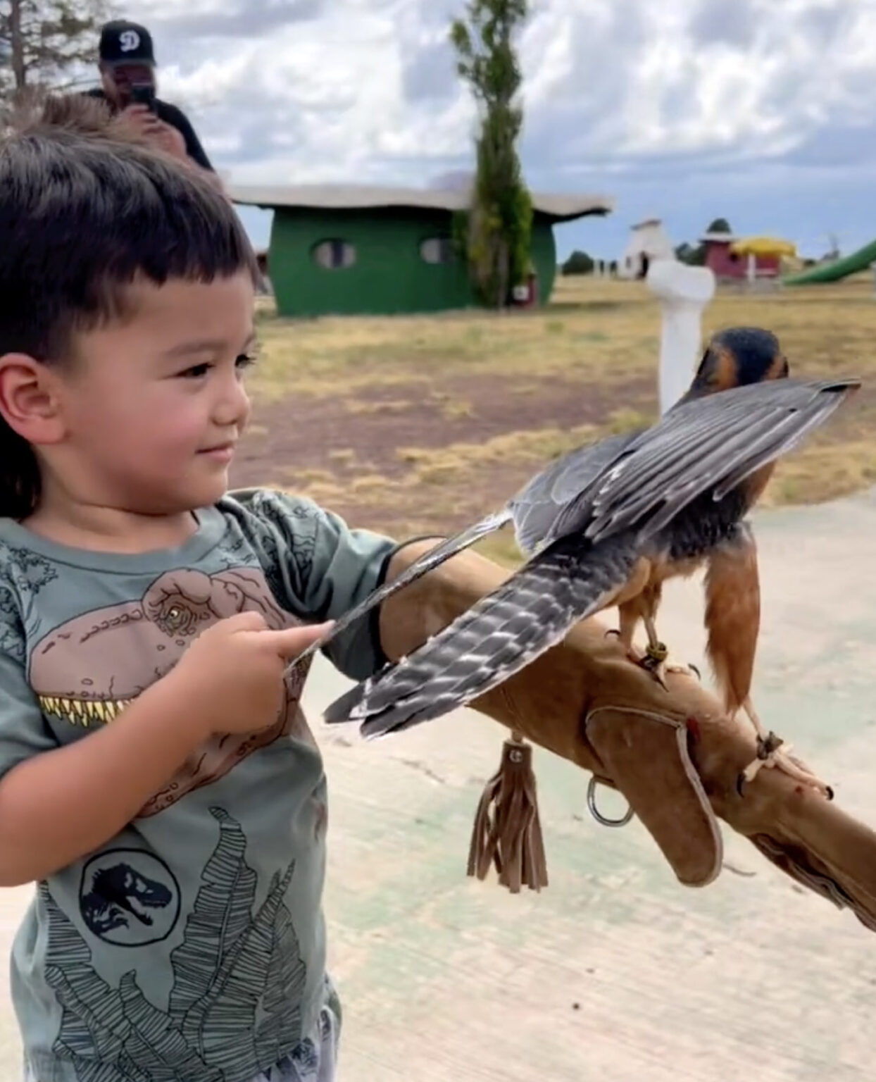 Grand Canyon Raptor Encounters – Raptor Ranch