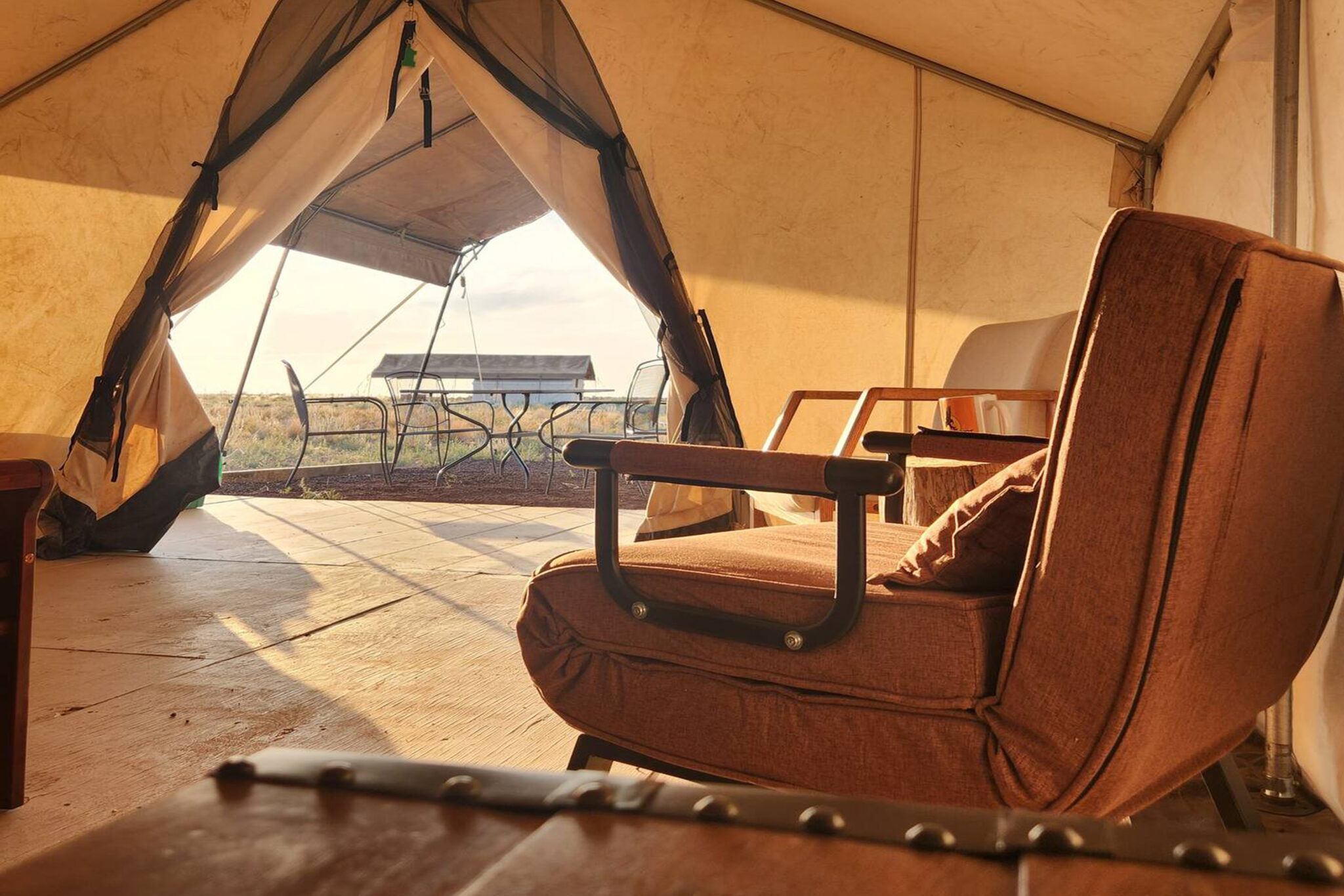 Grand Canyon RV Park & Camping – Raptor Ranch